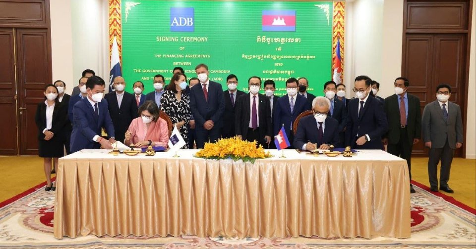 កម្ពុជាទទួលបានហិរញ្ញប្បទានសរុបជាង ៣៨៣លានដុល្លារបន្ថែមទៀត ពីធនាគារ ADB និងទីភ្នាក់ងារបារាំង AFD ...