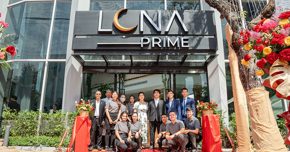 ហាង LUNA PRIME រចនាបថមកុដអប្សរា ...
